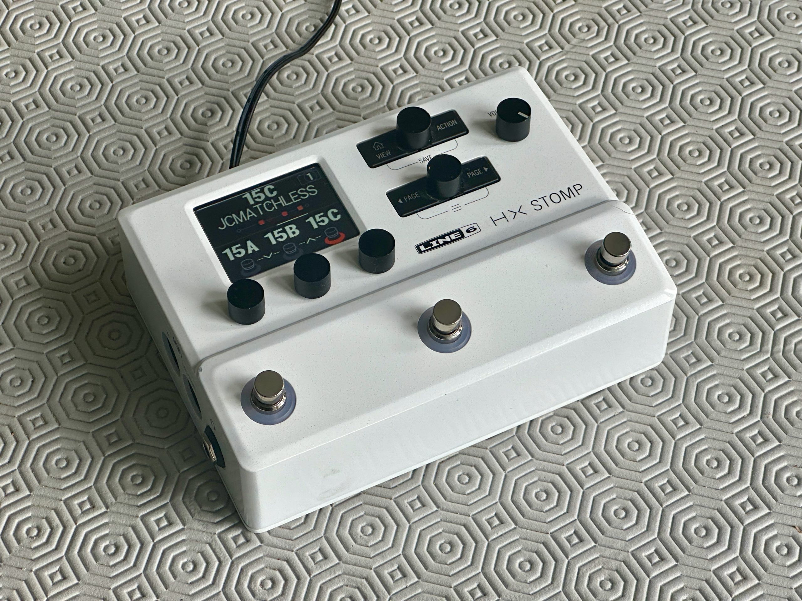 SOLD: HX-Stomp in White - FX £ Discussions on theFretBoard